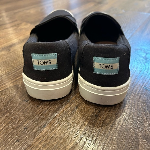Toms | Shoes | Toms Canvas Slip On Shoes | Poshmark